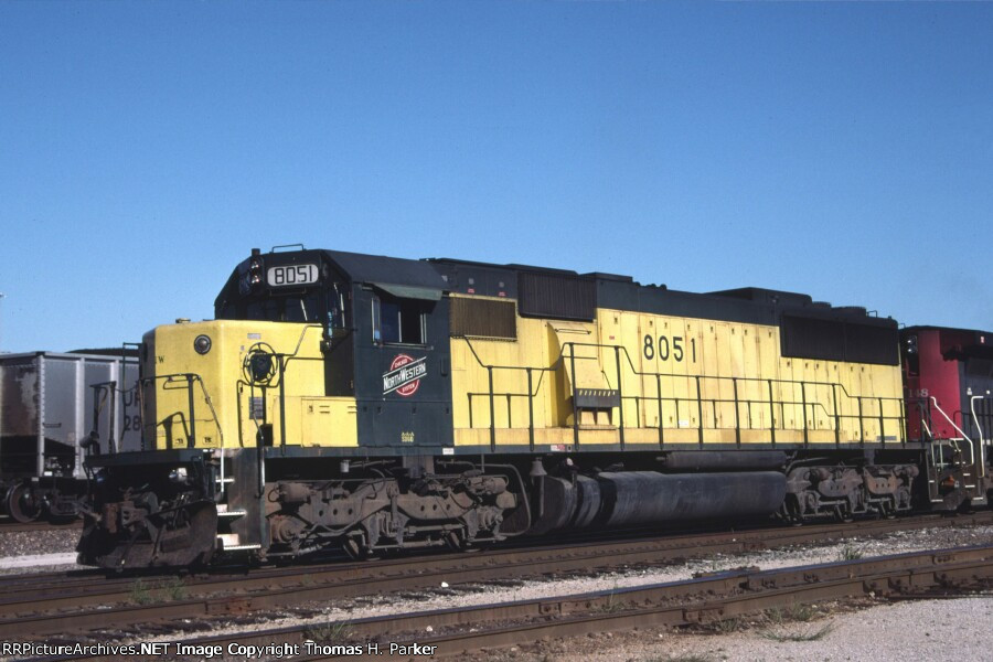 C&NW 8051 SD60
